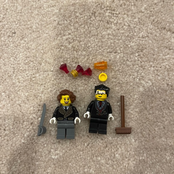 Lego | Toys | Lego Vampire City Christmas Train Ride Driver Figure ...